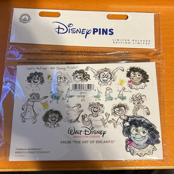 Disney | Accessories | Walt Disney Animation Studios The Art Of Encanto ...